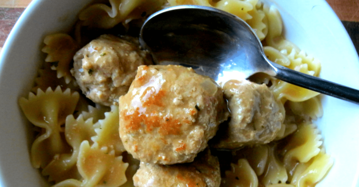 Healthy Swedish Meatballs with Turkey and Greek Yogurt (Family Favorite ...